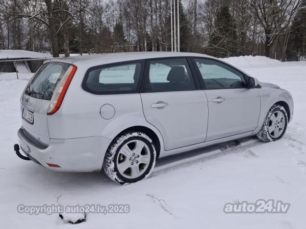 Grey Ford Focus 2008 in Tartu, with an engine capacity of 1.60 L and mileage of 289 thousand km for 2490 €, photo 2 on AUTOMOTO.COM.LV