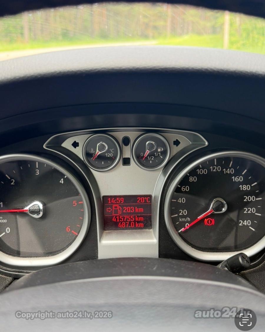 Grey Ford Focus 2008 in Tallinn, with an engine capacity of 1.60 L and mileage of 416 thousand km for 900 €, photo 10 on AUTOMOTO.COM.LV