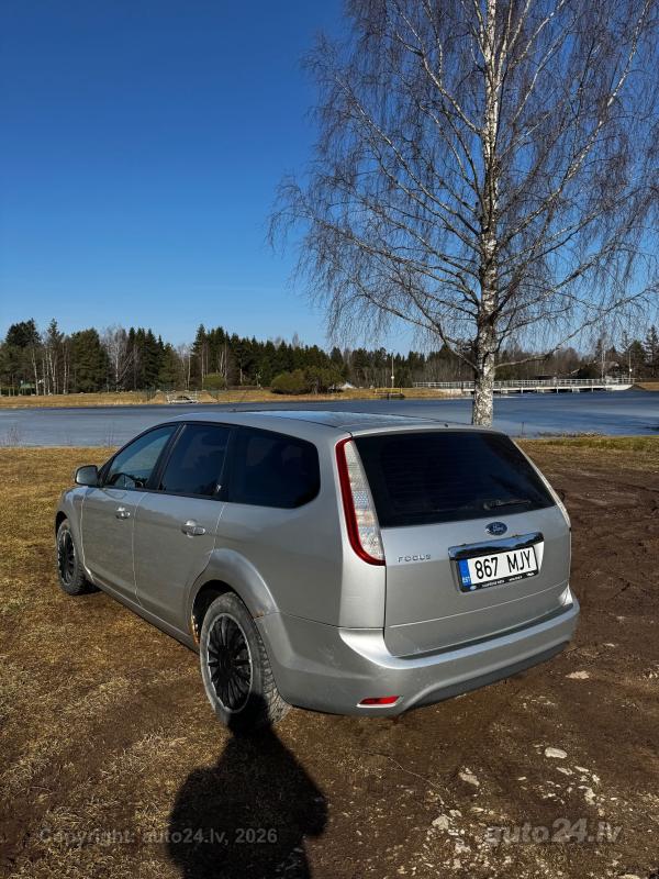 Pelēks Ford Focus 2008 Tallina, ar dzinēja tilpumu 2.00 L un nobraukumu 243 tūkst. km par 1900 €, foto 6 vietnē AUTOMOTO.COM.LV