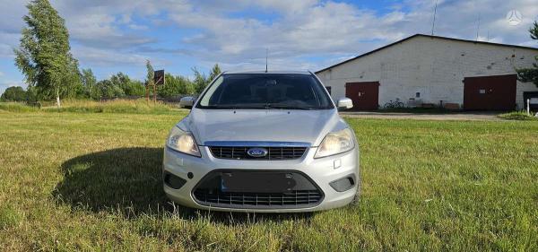 Pelēks Ford Focus 2008 Panevēža, ar dzinēja tilpumu 1.56 L un nobraukumu 311 tūkst. km par 1350 €, foto 1 vietnē AUTOMOTO.COM.LV