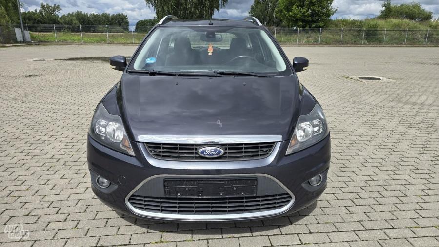 Grey Ford Focus 2008 in Marijampole, with an engine capacity of 1.60 L and mileage of 174 thousand km for 1750 €, photo 4 on AUTOMOTO.COM.LV