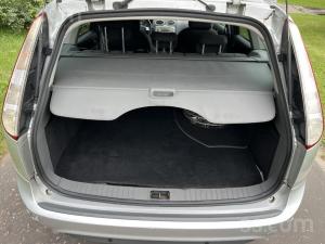 Pelēks Ford Focus 2008 Rīga, ar dzinēja tilpumu 1.60 L un nobraukumu 358 tūkst. km par 1790 €, foto 12 vietnē AUTOMOTO.COM.LV