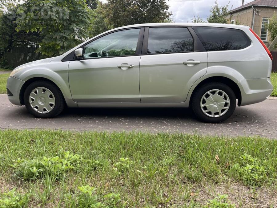 Pelēks Ford Focus 2008 Rīga, ar dzinēja tilpumu 1.60 L un nobraukumu 358 tūkst. km par 1790 €, foto 15 vietnē AUTOMOTO.COM.LV