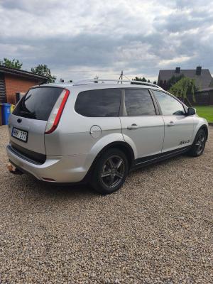 Pelēks Ford Focus 2008 Kelmė, ar dzinēja tilpumu 1.60 L un nobraukumu 296 tūkst. km par 1650 €, foto 6 vietnē AUTOMOTO.COM.LV