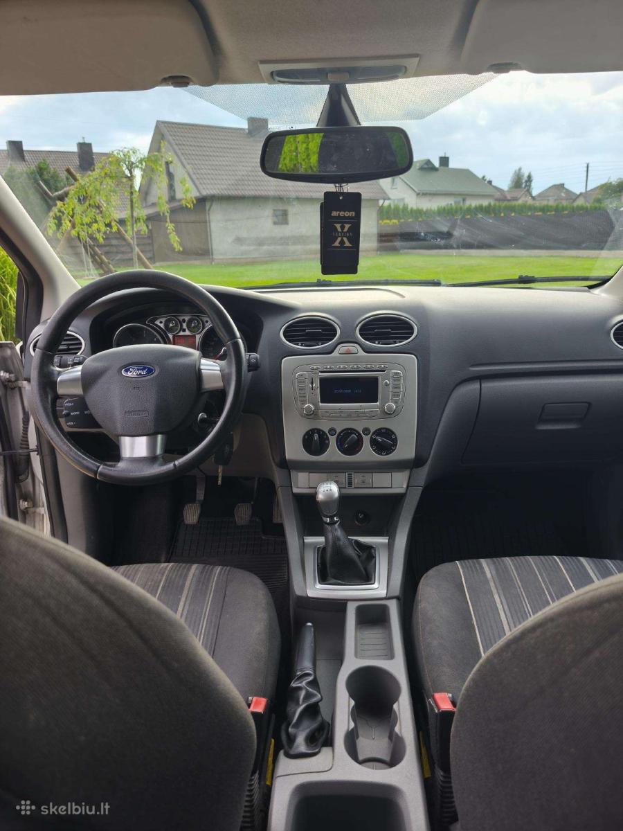 Pelēks Ford Focus 2008 Kelmė, ar dzinēja tilpumu 1.60 L un nobraukumu 296 tūkst. km par 1650 €, foto 10 vietnē AUTOMOTO.COM.LV