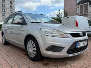 Pelēks Ford Focus 2008 Rīga, ar dzinēja tilpumu 1.60 L un nobraukumu 0 tūkst. km par 2500 €, foto  vietnē AUTOMOTO.COM.LV