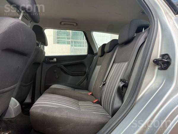 Pelēks Ford Focus 2008 Rīga, ar dzinēja tilpumu 1.60 L un nobraukumu 0 tūkst. km par 2500 €, foto 9 vietnē AUTOMOTO.COM.LV