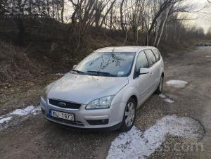 Pelēks Ford Focus 2008 Rīga, ar dzinēja tilpumu 1.60 L un nobraukumu 258 tūkst. km par 1400 €, foto  vietnē AUTOMOTO.COM.LV