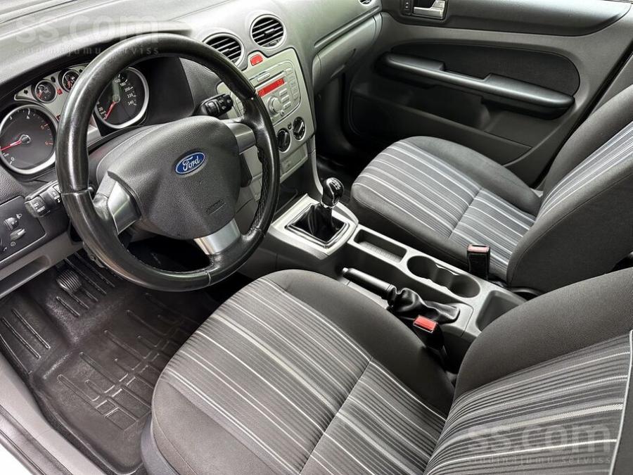 Grey Ford Focus 2008 in Riga, with an engine capacity of 1.60 L and mileage of 226 thousand km for 2200 €, photo 11 on AUTOMOTO.COM.LV