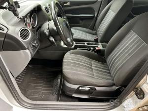Grey Ford Focus 2008 in Riga, with an engine capacity of 1.60 L and mileage of 226 thousand km for 2200 €, photo 12 on AUTOMOTO.COM.LV