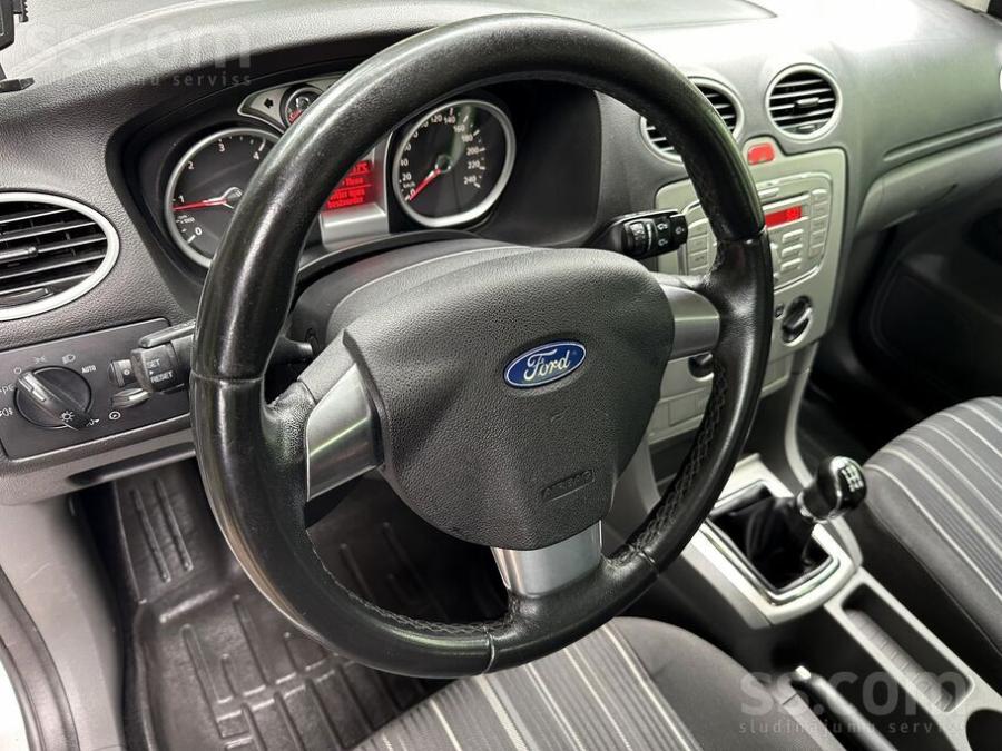 Grey Ford Focus 2008 in Riga, with an engine capacity of 1.60 L and mileage of 226 thousand km for 2200 €, photo 18 on AUTOMOTO.COM.LV