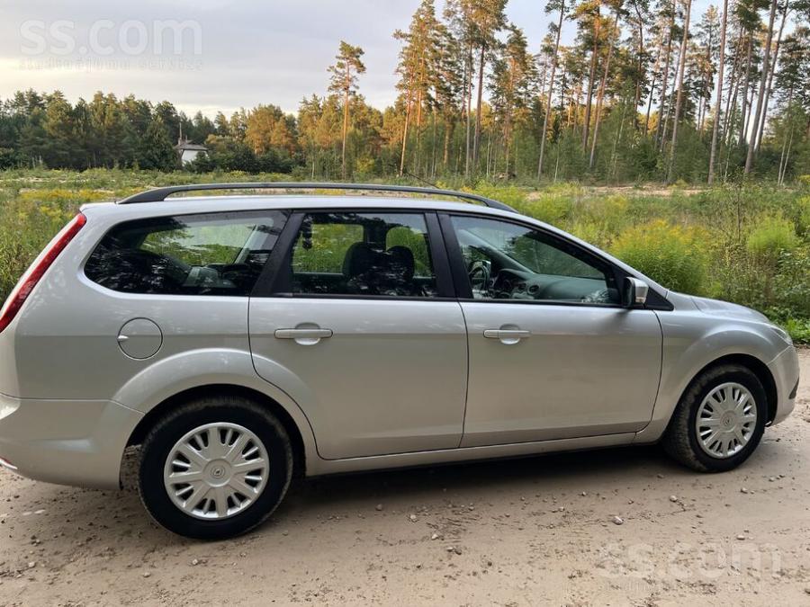 Grey Ford Focus 2008 in Riga, with an engine capacity of 1.60 L and mileage of 268 thousand km for 1450 €, photo 14 on AUTOMOTO.COM.LV