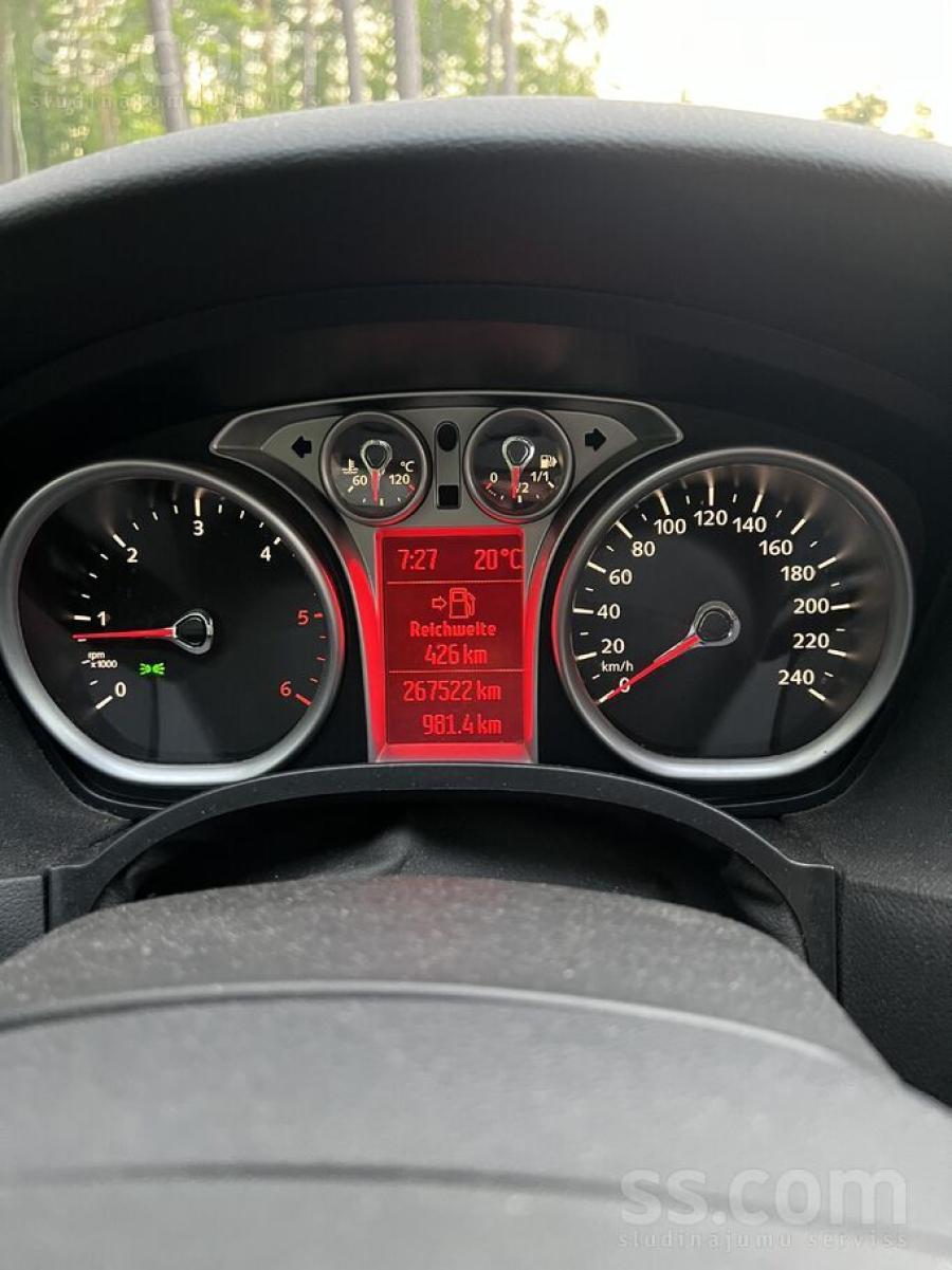 Grey Ford Focus 2008 in Riga, with an engine capacity of 1.60 L and mileage of 268 thousand km for 1450 €, photo 16 on AUTOMOTO.COM.LV