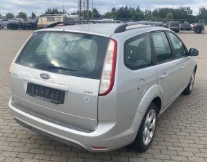 Pelēks Ford Focus 2008 Marijampole, ar dzinēja tilpumu 1.80 L un nobraukumu 213 tūkst. km par 1150 €, foto 5 vietnē AUTOMOTO.COM.LV