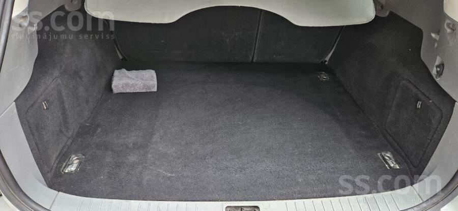 Pelēks Ford Focus 2008 Saldus, ar dzinēja tilpumu 1.60 L un nobraukumu 314 tūkst. km par 1000 €, foto 4 vietnē AUTOMOTO.COM.LV
