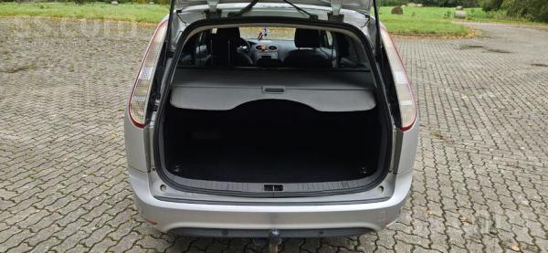 Grey Ford Focus 2008 in Saldus, with an engine capacity of 1.60 L and mileage of 314 thousand km for 1000 €, photo 5 on AUTOMOTO.COM.LV
