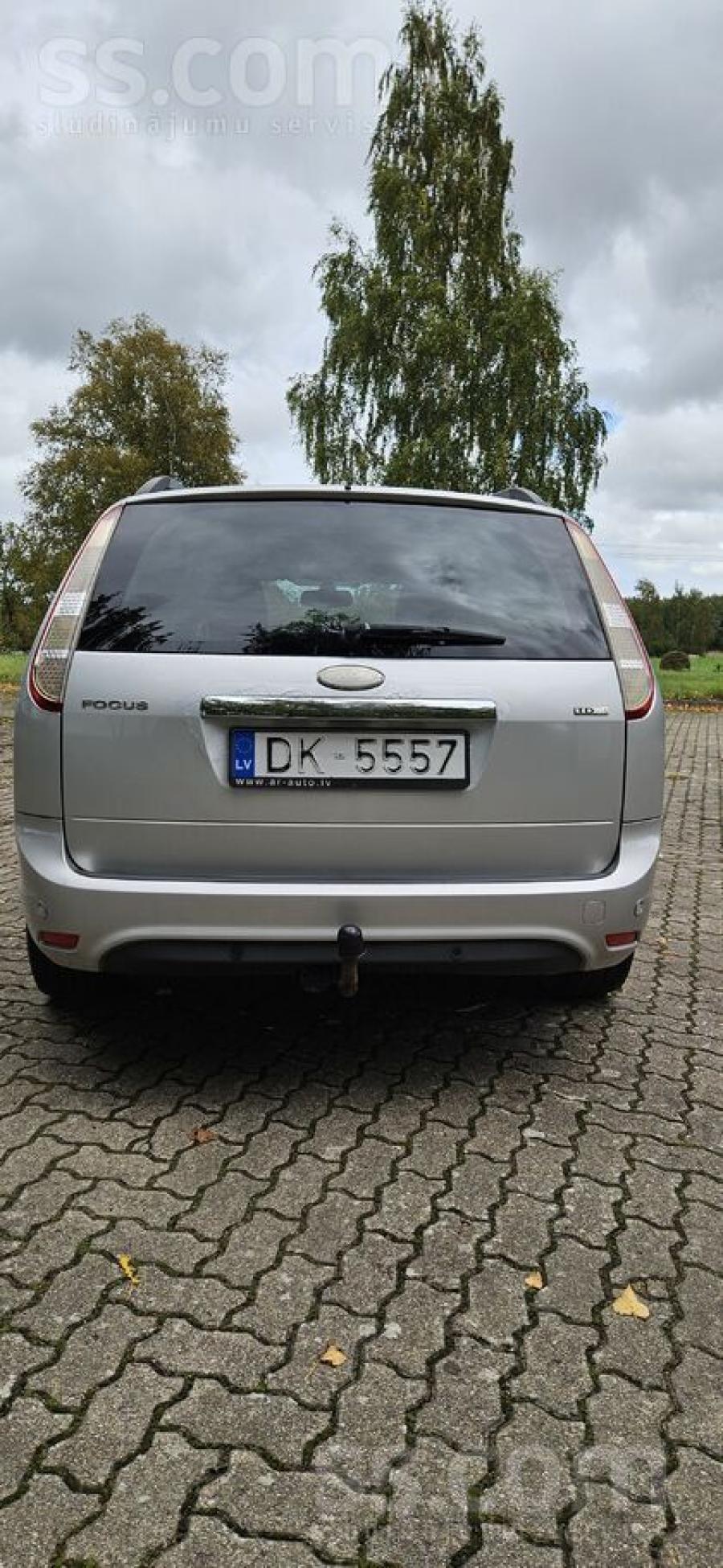 Pelēks Ford Focus 2008 Saldus, ar dzinēja tilpumu 1.60 L un nobraukumu 314 tūkst. km par 1000 €, foto 6 vietnē AUTOMOTO.COM.LV
