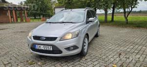 Pelēks Ford Focus 2008 Saldus, ar dzinēja tilpumu 1.60 L un nobraukumu 314 tūkst. km par 1000 €, foto 9 vietnē AUTOMOTO.COM.LV