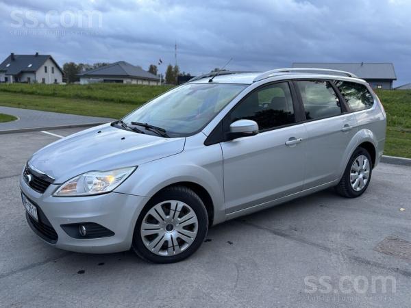 Grey Ford Focus 2008 in Valmiera, with an engine capacity of 2.00 L and mileage of 329 thousand km for 1690 €, photo 4 on AUTOMOTO.COM.LV
