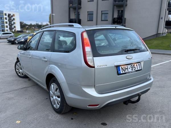 Grey Ford Focus 2008 in Valmiera, with an engine capacity of 2.00 L and mileage of 329 thousand km for 1690 €, photo 6 on AUTOMOTO.COM.LV