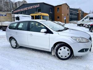 Grey Ford Focus 2009 in Vilnius, with an engine capacity of 1.60 L and mileage of 207 thousand km for 1650 €, photo 7 on AUTOMOTO.COM.LV