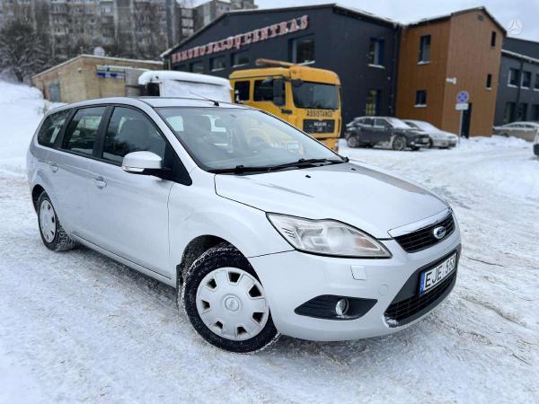 Grey Ford Focus 2009 in Vilnius, with an engine capacity of 1.60 L and mileage of 207 thousand km for 1650 €, photo 8 on AUTOMOTO.COM.LV
