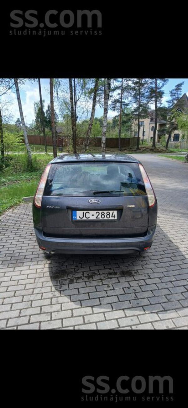 Pelēks Ford Focus 2009 Rīga, ar dzinēja tilpumu 2.00 L un nobraukumu 299 tūkst. km par 1790 €, foto 4 vietnē AUTOMOTO.COM.LV