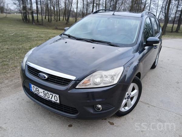 Pelēks Ford Focus 2009 Rīga, ar dzinēja tilpumu 2.00 L un nobraukumu 253 tūkst. km par 2450 €, foto 1 vietnē AUTOMOTO.COM.LV