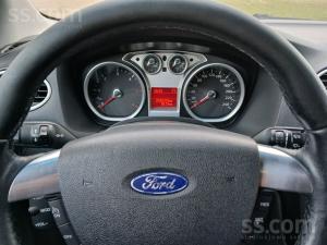Pelēks Ford Focus 2009 Rīga, ar dzinēja tilpumu 2.00 L un nobraukumu 253 tūkst. km par 2450 €, foto 12 vietnē AUTOMOTO.COM.LV