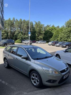 Grey Ford Focus 2009 in Vilnius, with an engine capacity of 1.60 L and mileage of 225 thousand km for 1950 €, photo  on AUTOMOTO.COM.LV