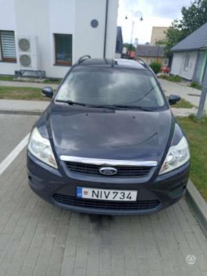 Pelēks Ford Focus 2009 Viļņa, ar dzinēja tilpumu 1.60 L un nobraukumu 237 tūkst. km par 1900 €, foto  vietnē AUTOMOTO.COM.LV