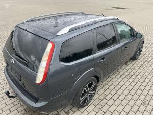 Pelēks Ford Focus 2009 Marijampole, ar dzinēja tilpumu 1.60 L un nobraukumu 246 tūkst. km par 1899 €, foto 11 vietnē AUTOMOTO.COM.LV