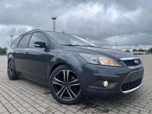 Pelēks Ford Focus 2009 Marijampole, ar dzinēja tilpumu 1.60 L un nobraukumu 246 tūkst. km par 1899 €, foto 17 vietnē AUTOMOTO.COM.LV