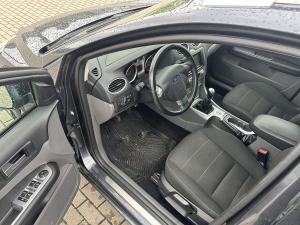 Pelēks Ford Focus 2009 Marijampole, ar dzinēja tilpumu 1.60 L un nobraukumu 246 tūkst. km par 1899 €, foto 23 vietnē AUTOMOTO.COM.LV