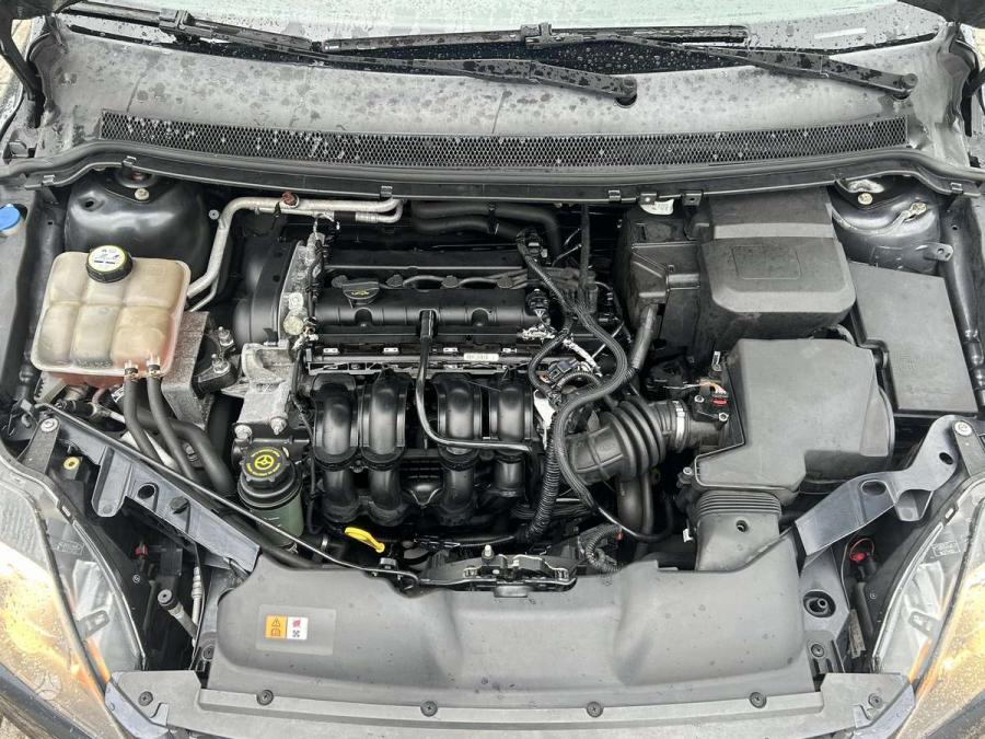 Pelēks Ford Focus 2009 Marijampole, ar dzinēja tilpumu 1.60 L un nobraukumu 246 tūkst. km par 1899 €, foto 31 vietnē AUTOMOTO.COM.LV