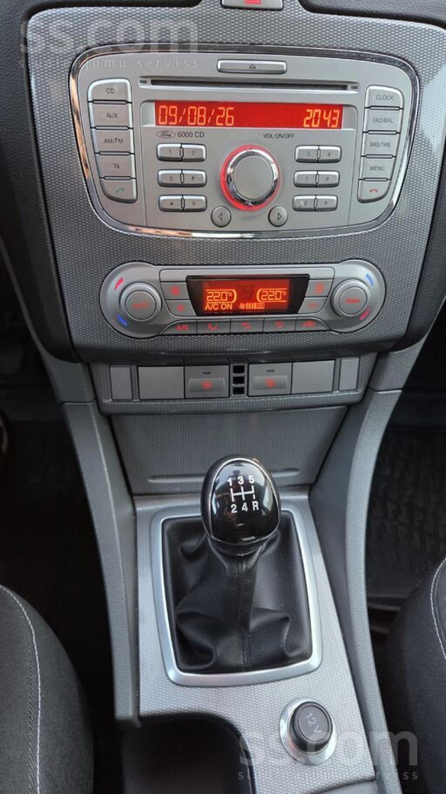 Pelēks Ford Focus 2009 Rīga, ar dzinēja tilpumu 1.80 L un nobraukumu 183 tūkst. km par 2400 €, foto 8 vietnē AUTOMOTO.COM.LV