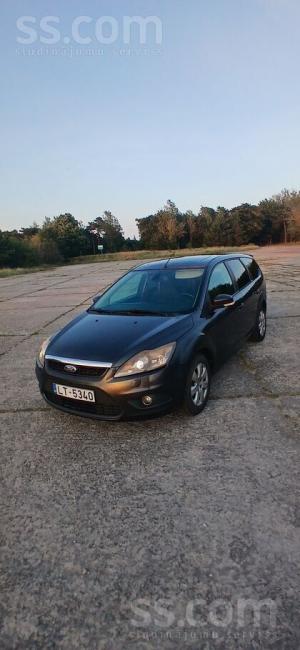 Pelēks Ford Focus 2009 Liepāja, ar dzinēja tilpumu 1.60 L un nobraukumu 326 tūkst. km par 2200 €, foto  vietnē AUTOMOTO.COM.LV