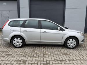 Grey Ford Focus 2009 in Vilnius, with an engine capacity of 2.00 L and mileage of 268 thousand km for 1850 €, photo 4 on AUTOMOTO.COM.LV