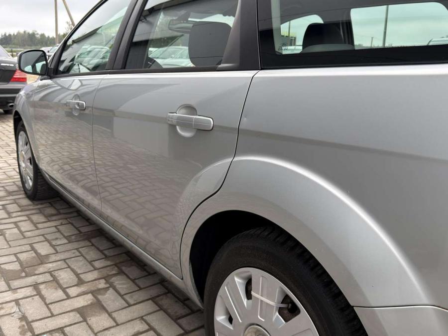 Grey Ford Focus 2009 in Vilnius, with an engine capacity of 2.00 L and mileage of 268 thousand km for 1850 €, photo 10 on AUTOMOTO.COM.LV