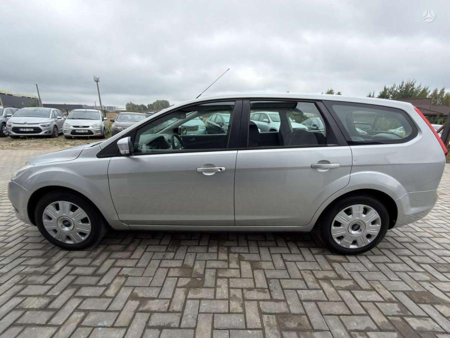 Grey Ford Focus 2009 in Vilnius, with an engine capacity of 2.00 L and mileage of 268 thousand km for 1850 €, photo 14 on AUTOMOTO.COM.LV