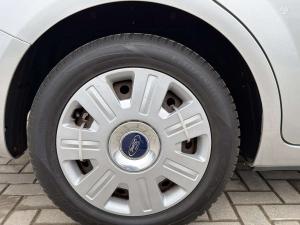 Grey Ford Focus 2009 in Vilnius, with an engine capacity of 2.00 L and mileage of 268 thousand km for 1850 €, photo 16 on AUTOMOTO.COM.LV