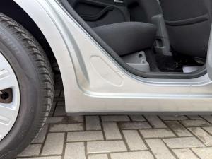 Grey Ford Focus 2009 in Vilnius, with an engine capacity of 2.00 L and mileage of 268 thousand km for 1850 €, photo 23 on AUTOMOTO.COM.LV
