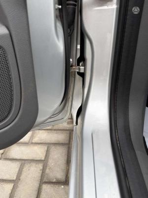 Grey Ford Focus 2009 in Vilnius, with an engine capacity of 2.00 L and mileage of 268 thousand km for 1850 €, photo 25 on AUTOMOTO.COM.LV