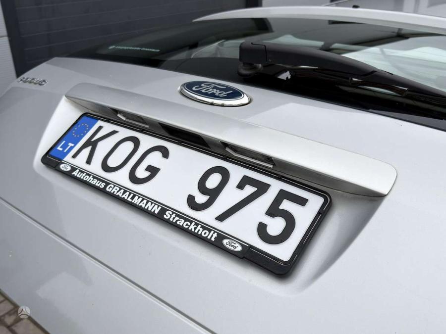 Grey Ford Focus 2009 in Vilnius, with an engine capacity of 2.00 L and mileage of 268 thousand km for 1850 €, photo 26 on AUTOMOTO.COM.LV
