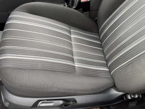 Grey Ford Focus 2009 in Vilnius, with an engine capacity of 2.00 L and mileage of 268 thousand km for 1850 €, photo 29 on AUTOMOTO.COM.LV