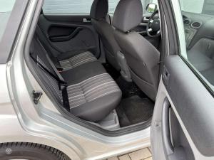 Grey Ford Focus 2009 in Vilnius, with an engine capacity of 2.00 L and mileage of 268 thousand km for 1850 €, photo 35 on AUTOMOTO.COM.LV