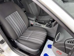 Grey Ford Focus 2009 in Vilnius, with an engine capacity of 2.00 L and mileage of 268 thousand km for 1850 €, photo 37 on AUTOMOTO.COM.LV