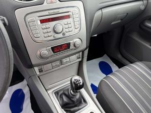 Grey Ford Focus 2009 in Vilnius, with an engine capacity of 2.00 L and mileage of 268 thousand km for 1850 €, photo 39 on AUTOMOTO.COM.LV