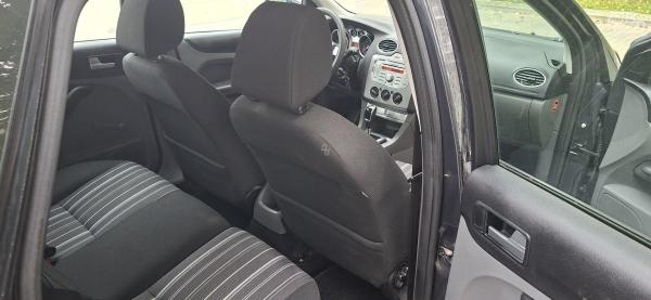 Pelēks Ford Focus 2009 Biržai, ar dzinēja tilpumu 2.00 L un nobraukumu 190 tūkst. km par 1350 €, foto 10 vietnē AUTOMOTO.COM.LV
