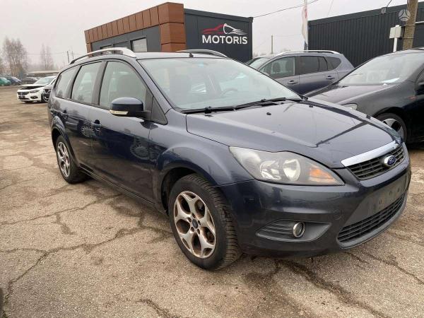 Grey Ford Focus 2010 in Panevezys, with an engine capacity of 1.60 L and mileage of 324 thousand km for 1950 €, photo 1 on AUTOMOTO.COM.LV